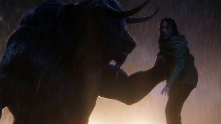 Por que o Minotauro está de cueca na série Percy Jackson?