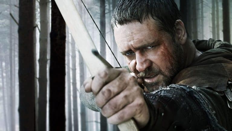 Russell Crowe quebrou as duas pernas enquanto gravava filme