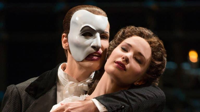 Disney quer Rachel Zegler em nova versão de 'O Fantasma da Ópera ...