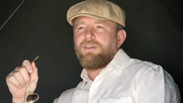 Guy Ritchie expande elenco de 'Wife & Dog' com estrela de Xógum